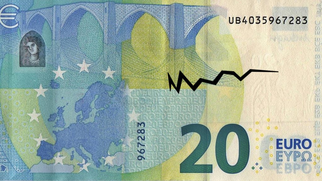 Банката задържа надраскани евробанкноти, но не плаща за тях - Защото ...